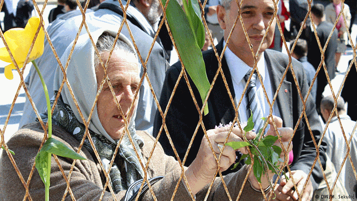 25. godišnjica od masakra na stadionu u Srebrenici | INS
