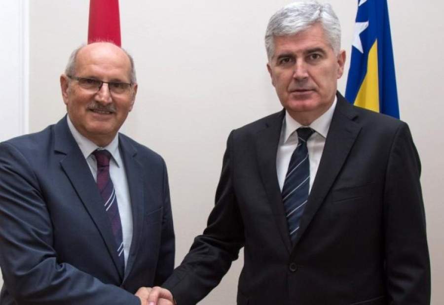 ČOVIĆ GA JE VOLIO | Ivan Del Vechio više nije ambasador Hrvatske u BiH ...